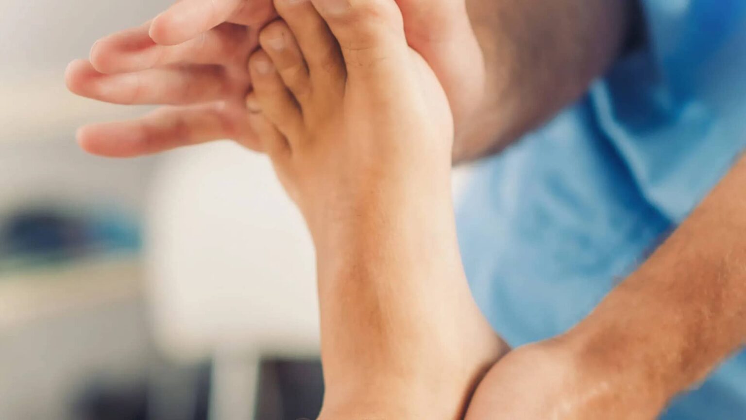 Revolutionize Your Feet: Radial Pulse Therapy in Pembroke Pines